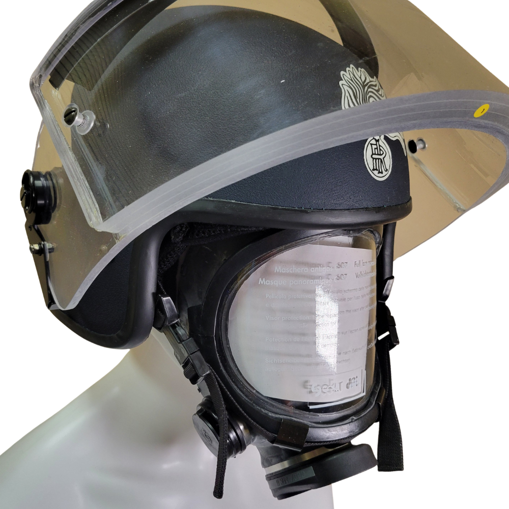 Italian Police Ballistic Helmet and Gas Mask Kit | PRIORITY ONE SURPLUS
