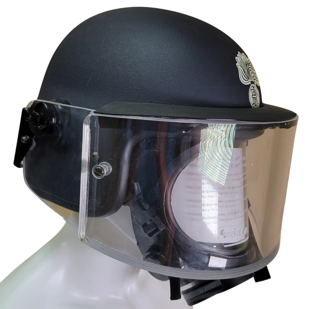 Italian Police Ballistic Helmet and Gas Mask Kit | PRIORITY ONE SURPLUS